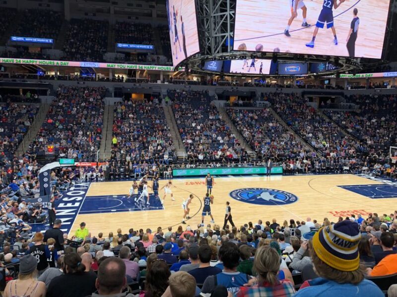 Minneapolis: Minnesota Timberwolves Basketball Game Ticket