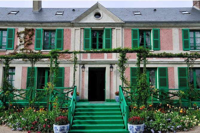 Private Tour With Guide to Midnight in Paris Movie Locations